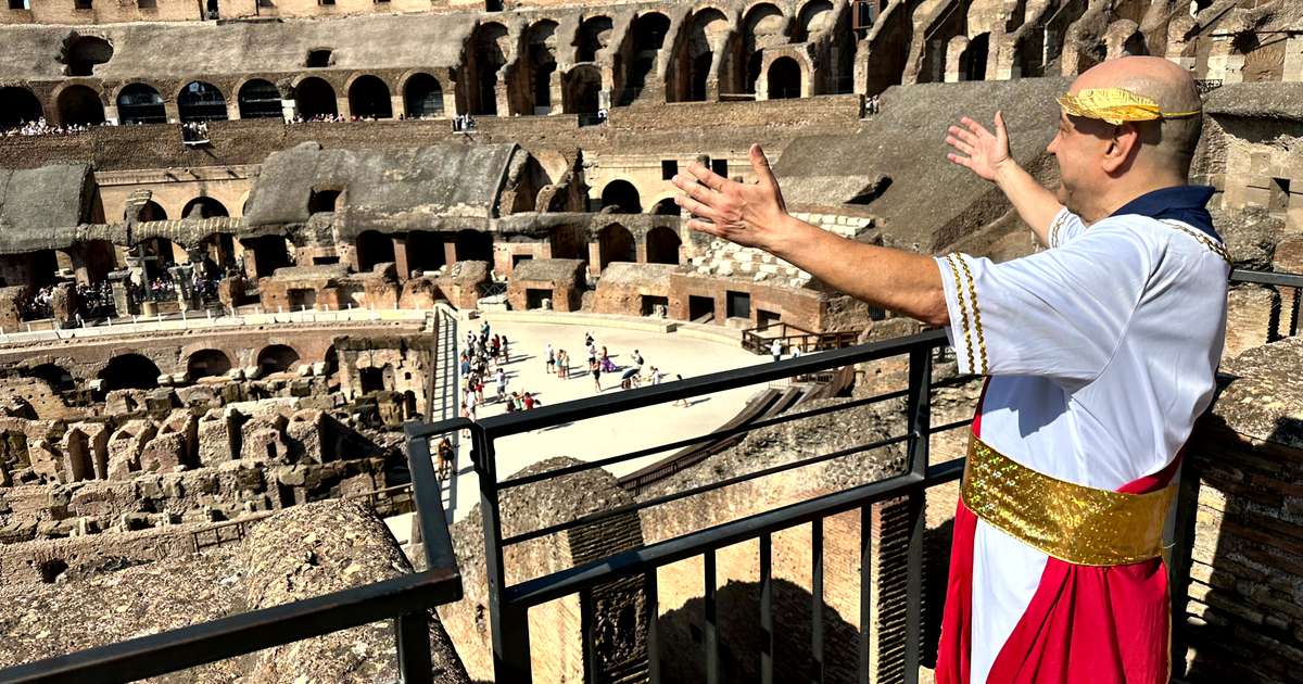 Colosseum Forum and Ancient Rome Tour - Rome, the Vatican and Lazio ...